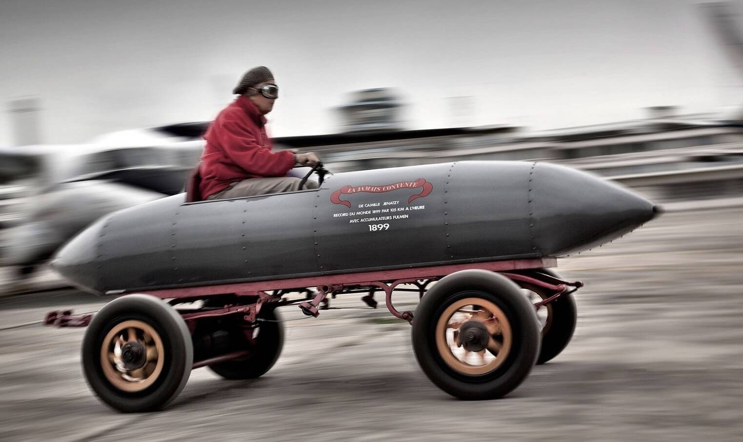 "La jamais contente", propulsión eléctrica en 1899 - Eventos Motor